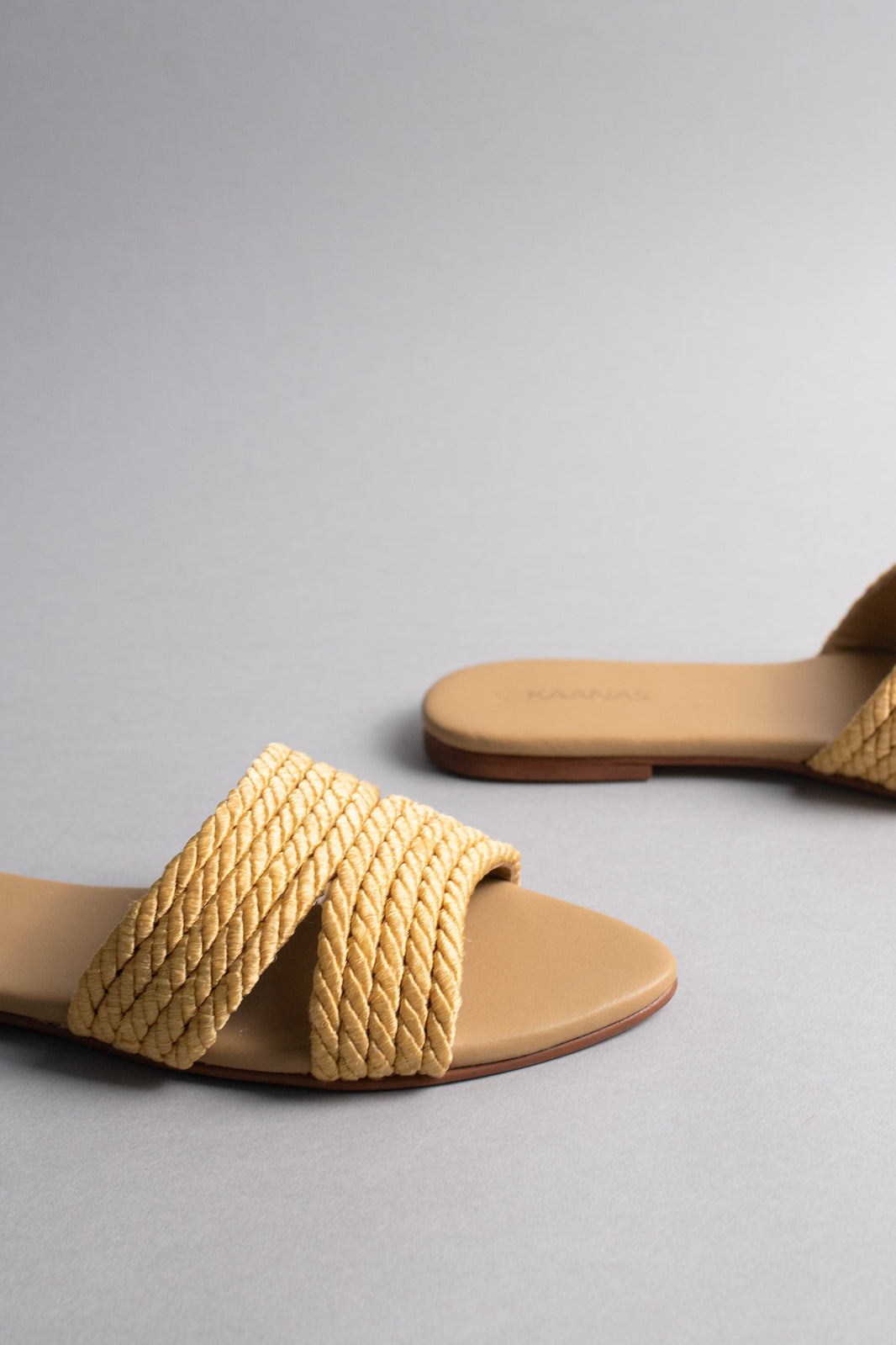 KAANAS Shoes- Designed and handmade in Colombia.